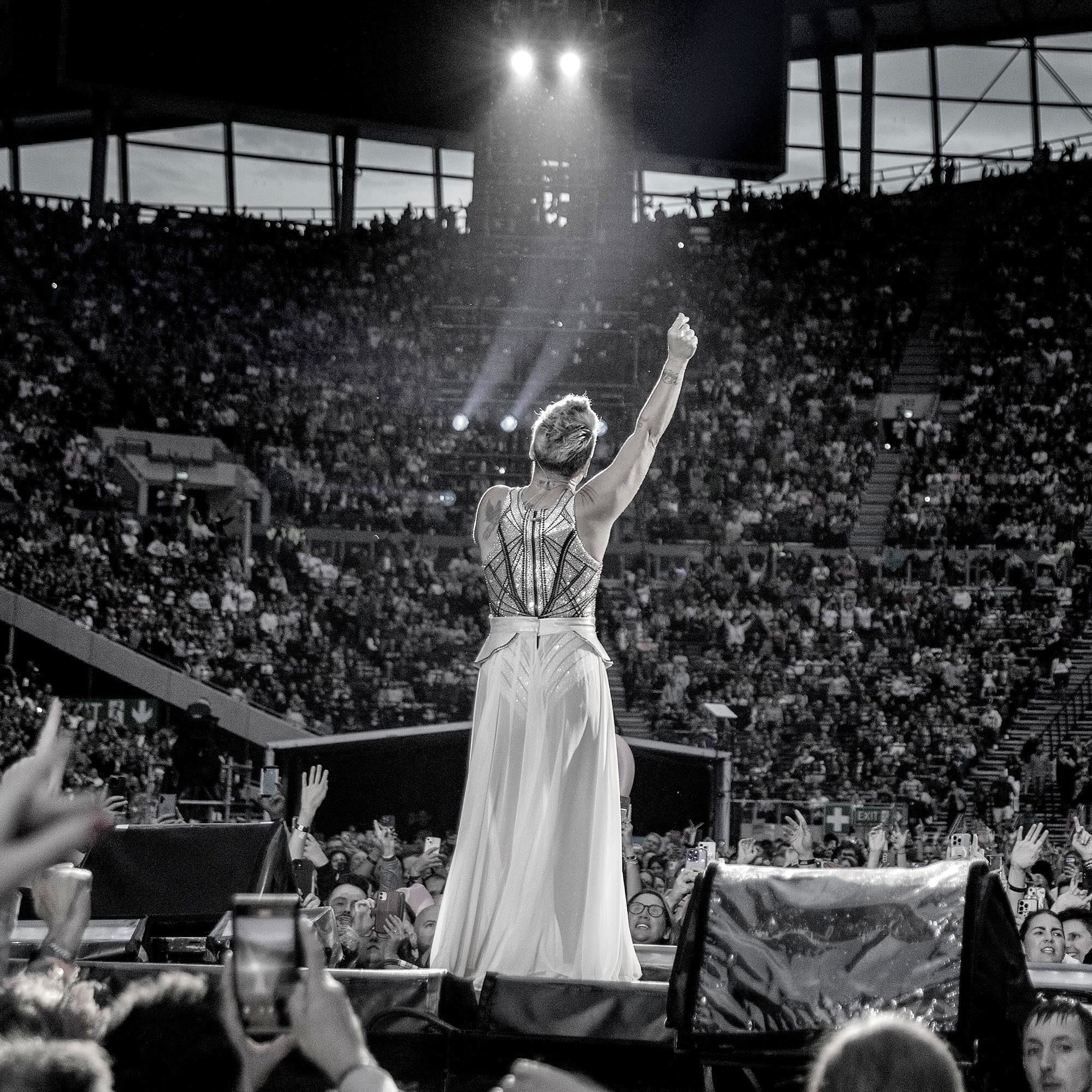 Pink forced to cancel show on tour after health scare | New Idea