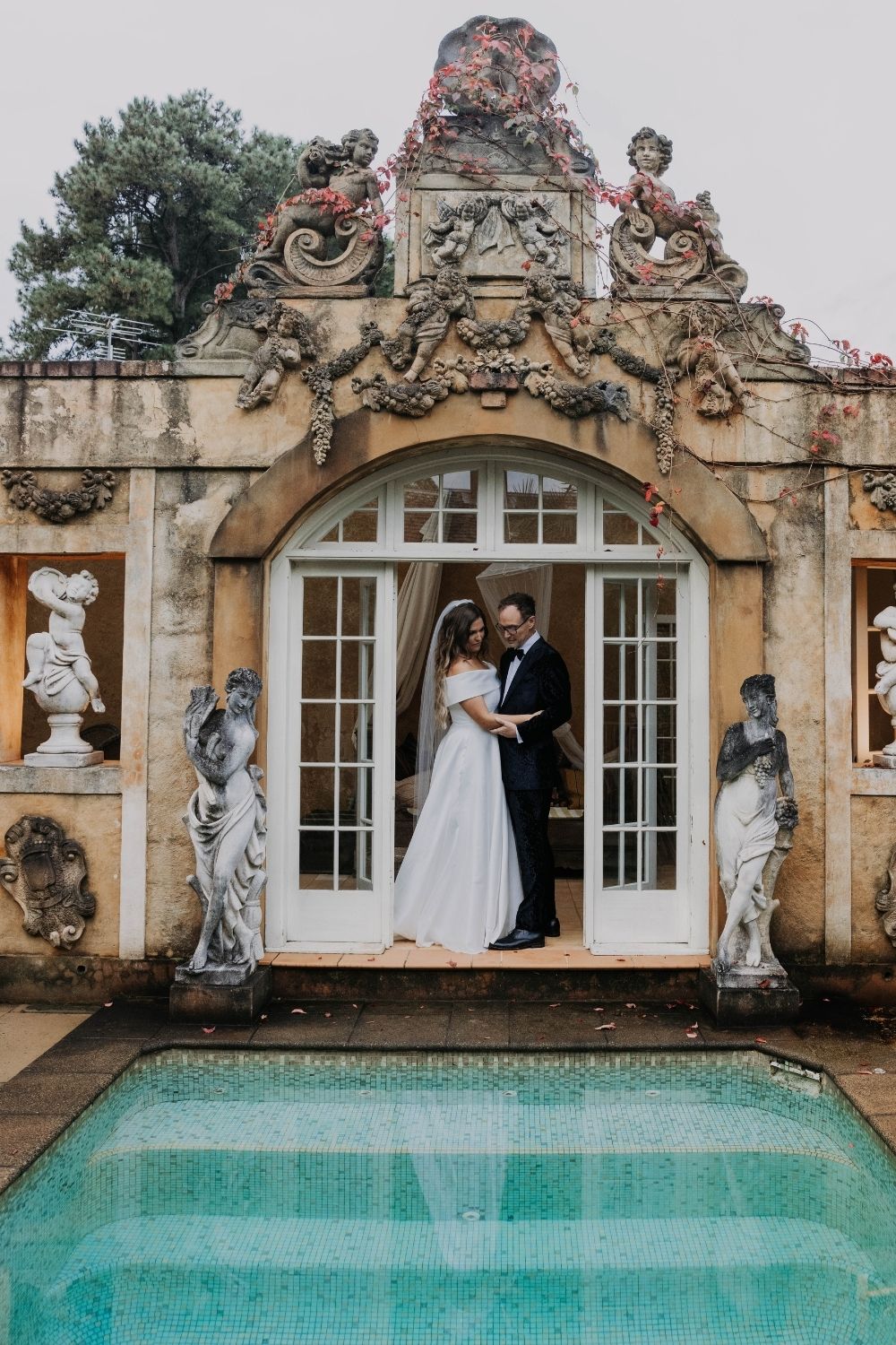 Inside Home and Away's Christie Hayes' wedding album | New Idea