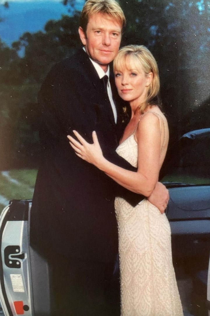 Aussie celebrities who fell in love with non-famous people | New Idea