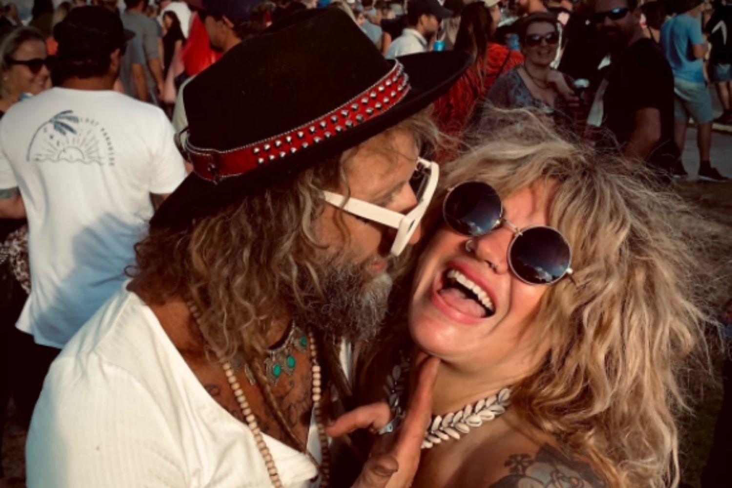 Inside Constance Hall and Denim Cooke's free-spirited romance | New Idea