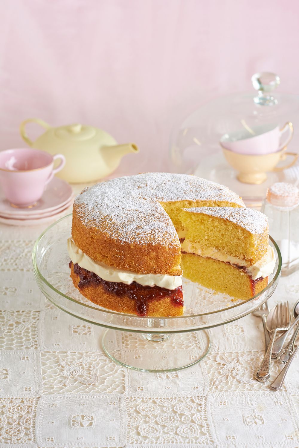 What Do the Royal Family Eat? The Royals' Favourite Meals | New Idea