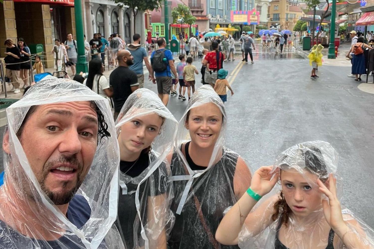 MKR Colin Fassnidge's crazy family of four | New Idea