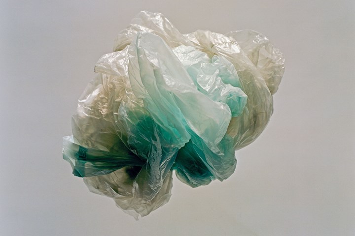 Coles and Woolworths take steps to reduce plastic, waste | New Idea