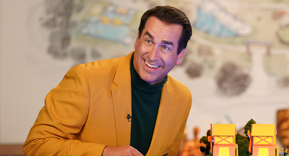 Rob Riggle hopes to take Holey Moley global | New Idea